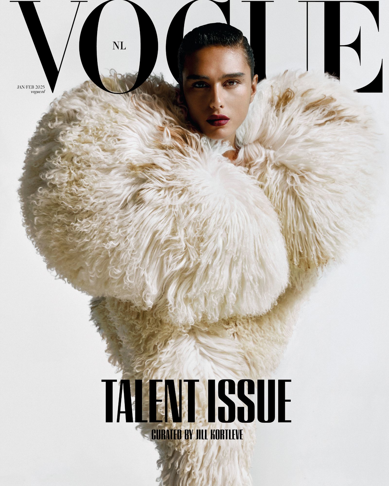 MODELS – THE MOVEMENT MODELS – MOVEMENT MODELS